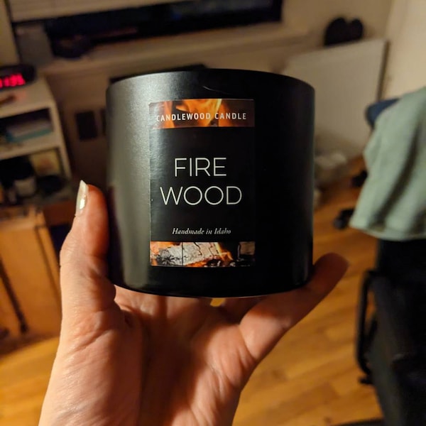 FIREWOOD - Crackling Wood Burning Fireplace Soy Wax Candle - Best ...