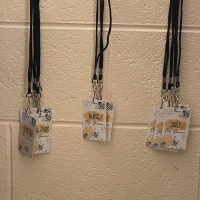 Bee Theme Classroom Hall Passes for Teachers, Personalized, Set of 10 ...