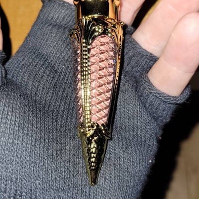 CADAVER silver Edition Chai Tea Flavored Lip Gloss, Scented, Nude ...