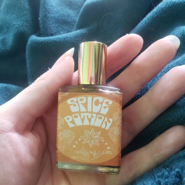 Dark Woods Aromatherapy Natural Perfume, Witch Oils, Essential Oil ...