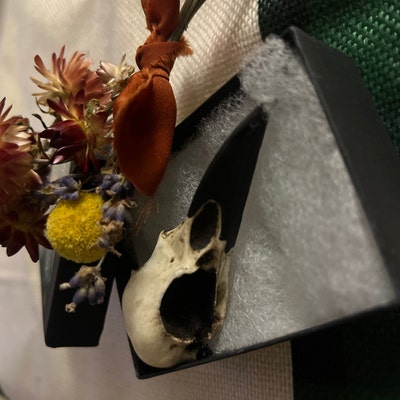 Witchy Black Raven Skull Keychain Skull Goth Bird Skull - Etsy