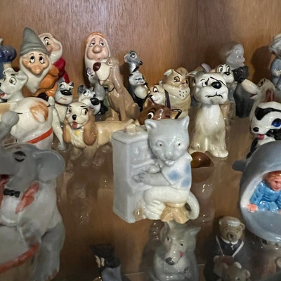 Wade Disney Hatbox Toughy Dog 1960's perfect - Etsy