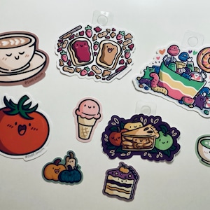 Mini Cinnamon Roll Vinyl Sticker Waterproof Phone Sticker Cute Cinnamon ...