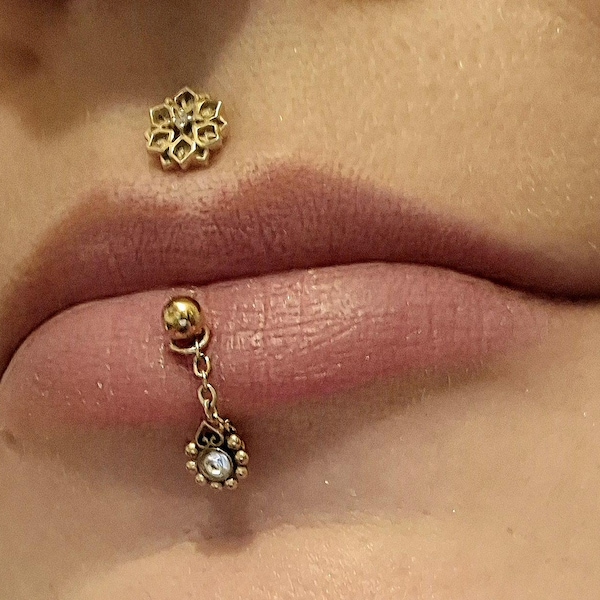 Handmade Vertical Labret Piercing Chain: Stainless Steel Lip Jewelry - Etsy