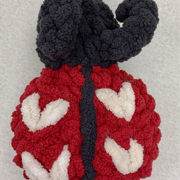 Crochet Pattern: Lulu the Love Bug, Crochet Ladybug, Lovebug, Valentine ...