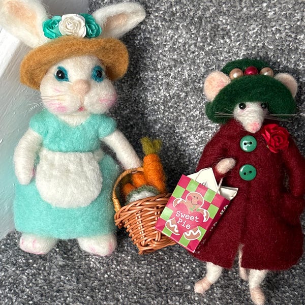 Reclining Hare With Ruffle /rabbit Lover Gift/hare Sculpture/felted ...