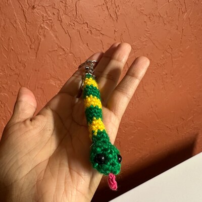 Crochet PATTERN Snake Keychain No Sew Amigurumi Tutorial PDF - Etsy