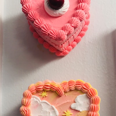 Heart Shaped Cake Box - Etsy