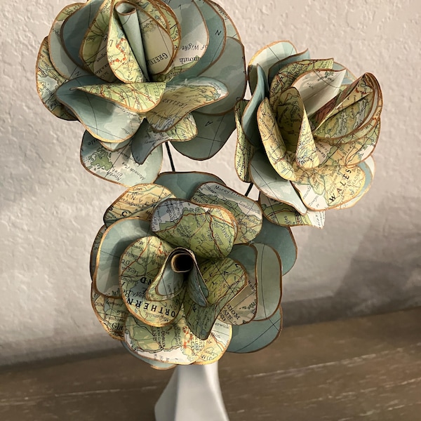 Map Roses, Atlas Roses, Vintage Map Roses, Map Rose Bouquet, Atlas Rose ...