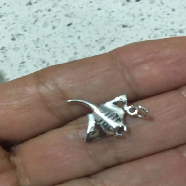 Sting Ray Charm, Sting Ray Pendant, Sea Life Charm, Ocean Charm, Ocean ...