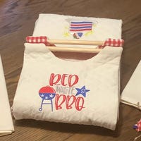 Lazy Daisy: A 42" Table Topper - Etsy Canada