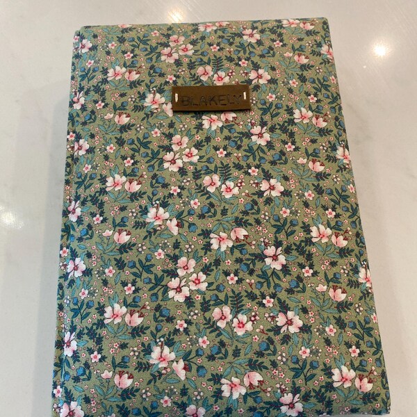 Embroidered Daisy Notebook – Handmade Linen Journal With Wildflowers - Etsy