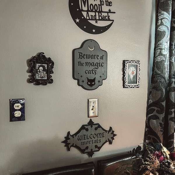 WELCOME MORTALS Sign, Dark Home Decoration, Gothic Halloween Wall Art ...