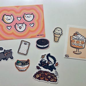 Mini Cinnamon Roll Vinyl Sticker Waterproof Phone Sticker Cute Cinnamon ...