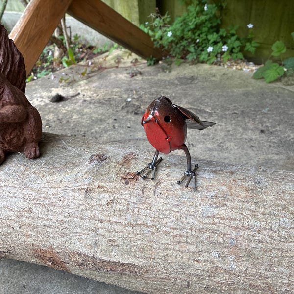 Hand Crafted Recycled Metal Robin. Metal Garden Outdoor Sculpture ...