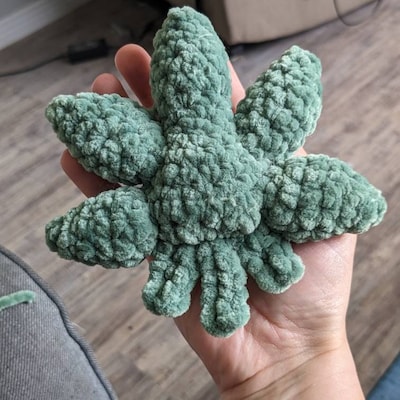 Boho Crochet Ouid Flower PATTERN Weed Leaf Amigurumi, Crochet Pot ...