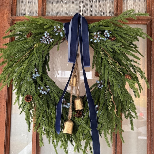 Mini Farmhouse Cedar Wreath, Greenery Wreath, Year Round Wreath, Wall ...