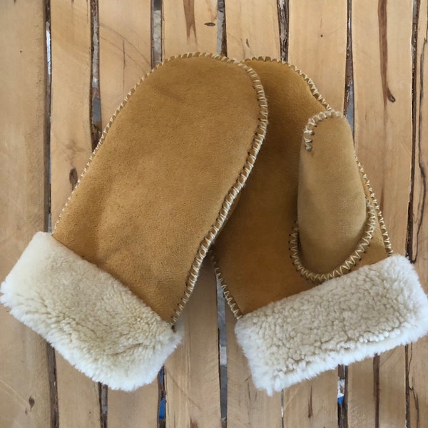 Kit Style Sheepskin Mitten Patterns Leathercraft Kit Patterns and ...