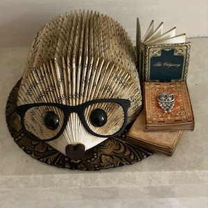 Small Vintage Paper Book Hedgehog - Etsy UK