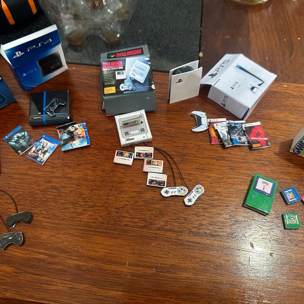 Dolls House Miniature Nintendo Switch Console 4 Games and Box - Etsy