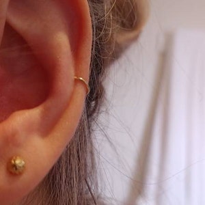 14K Solid Gold Hinged Clicker Hoop Belly Button Hoop Huggie Hoop ...