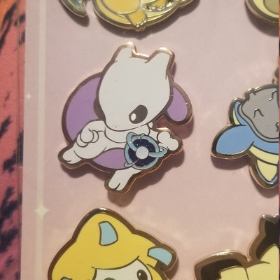 Mew & Mewtwo Enamel Pin - Etsy