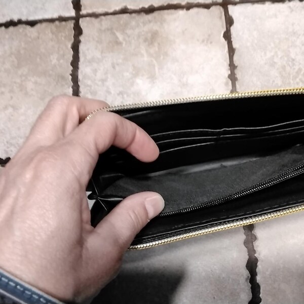 Lavender Flower Wallet, Spring Vibes, Floral Aesthetic, Spring Zipper ...