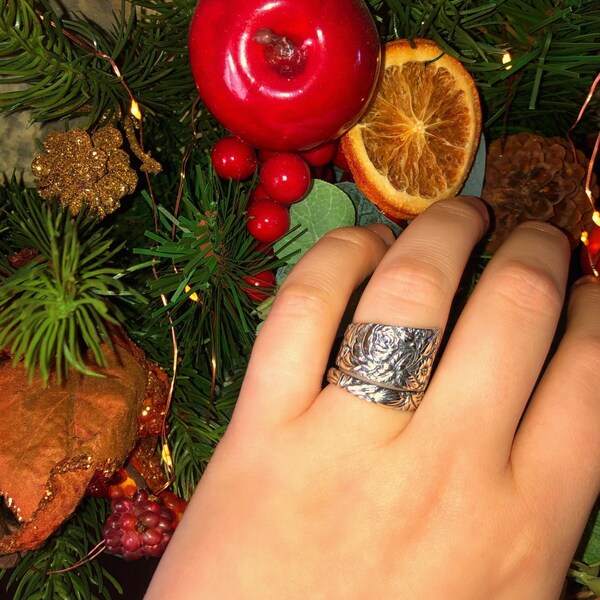 Holly Thumb Ring Spoon Ring Sterling Silver Holiday Jewelry Symbolic of ...