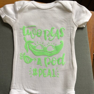 Two Peas in a Pod, pea1 pea2 Funny Twins Baby Siblings Best Friends ...