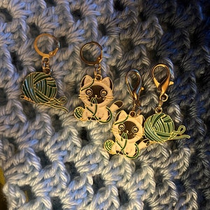 Thread Spool Huggers and Fabric Wraps 4pc and 8pc Prevents - Etsy