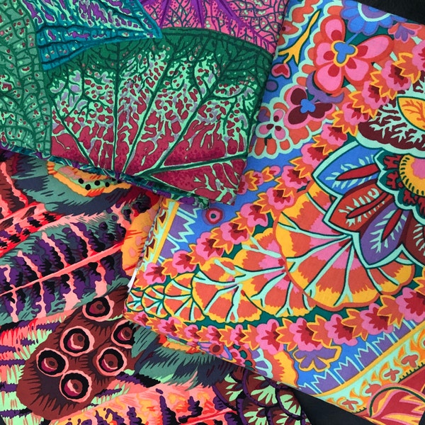 Bouquet Vase~ Collage KIT ONLY for Laura Heine Pattern, Kit Also Includes Backing, Binding and ...