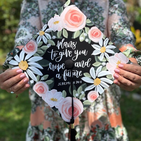 Customizable Floral Grad Cap Decoration Self-adhesive Daisies and Rose ...