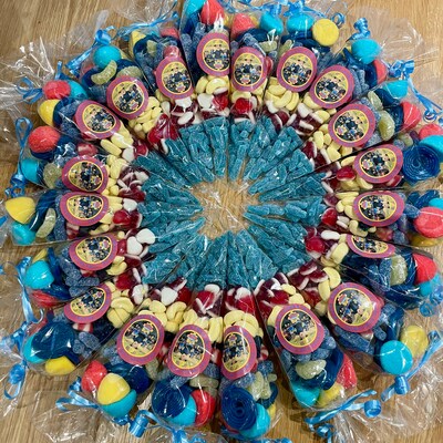 Large Ferrero Rocher Snickers Chocolate Heart Platter Bouquet Gift ...