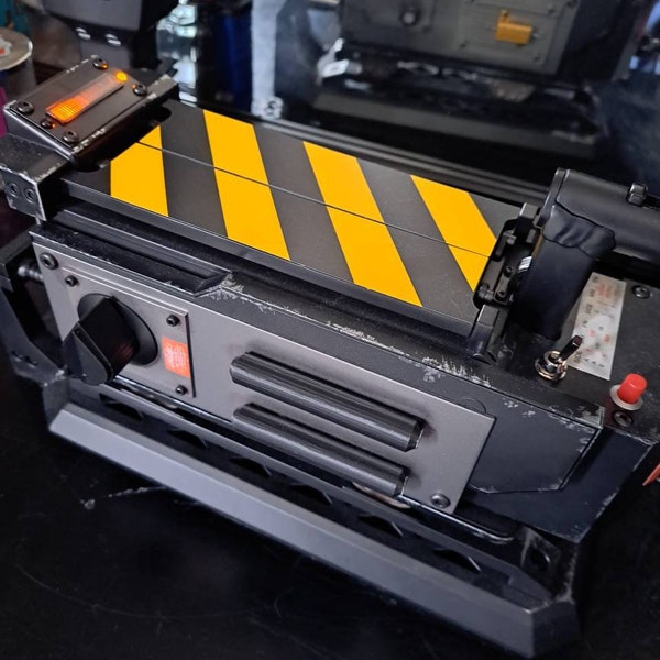 Star Wars Galaxy's Edge Datapad Displays - Star Wars Cosplay - Etsy