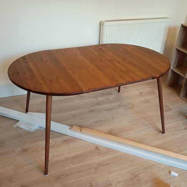 Round Dining Table. Solid Wood Circular Table. Kitchen Table. Tapered ...