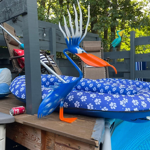 I Feel so Blue Pelican With Feet Spikes - Etsy