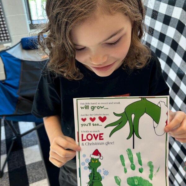 Editable Teacher and Staff Appreciation Week Bumble Bee Theme Flyer ...