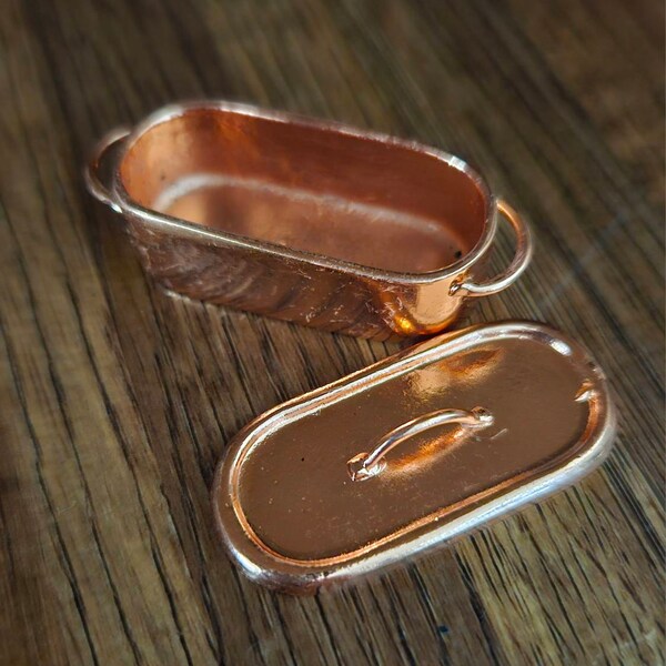 Dollhouse Miniature - 1-144 Dollhouse Resin - Montgomery Dolls House ...