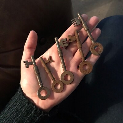 5 X 3 1940s Antique Keys Old Vintage Quality Handmade British ...