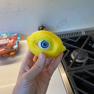 The All Seeing Lemon - Etsy Israel