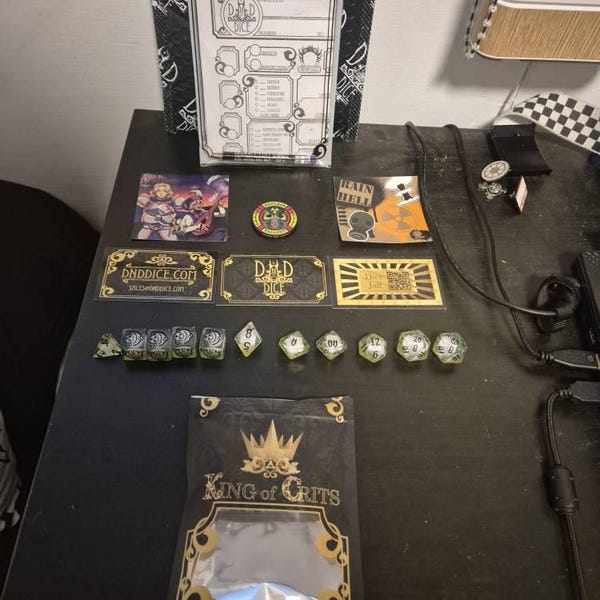 Nuclear Fallout Exclusive 11 Dice Set | Glow in the Dark Nuke Wasteland ...