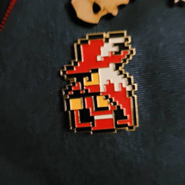 Retro 80s Final Fantasy 1 NES Inspired 8-bit Enamel Pin Red Mage Lapel ...