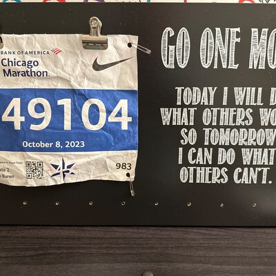 Customizable Single Bib Medal Holder Medal Display Rack You Design It ...