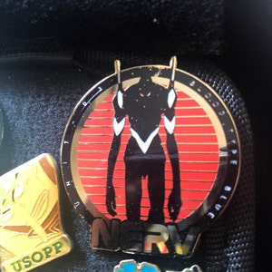 PREDACKLES Predator Knuckles Enamel Pin | Etsy