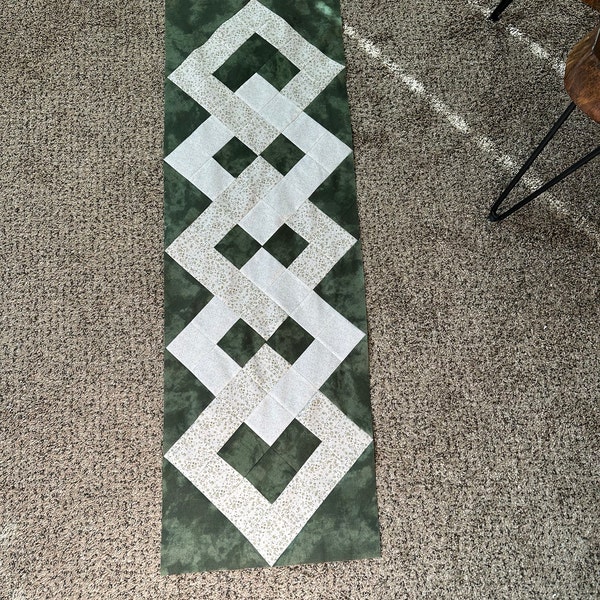 PDF Pattern for Interlocking Squares Table Runner, DIGITAL Pattern - Etsy