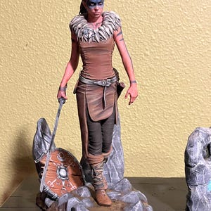 The Last of Us Part II: Ellie Highly Detailed Hand Painted Figure - Etsy