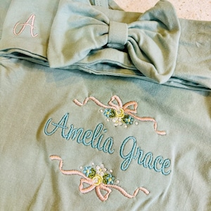 Machine Embroidery Monogram Frame / 1806 sweetheart Petals / Carol Guy ...