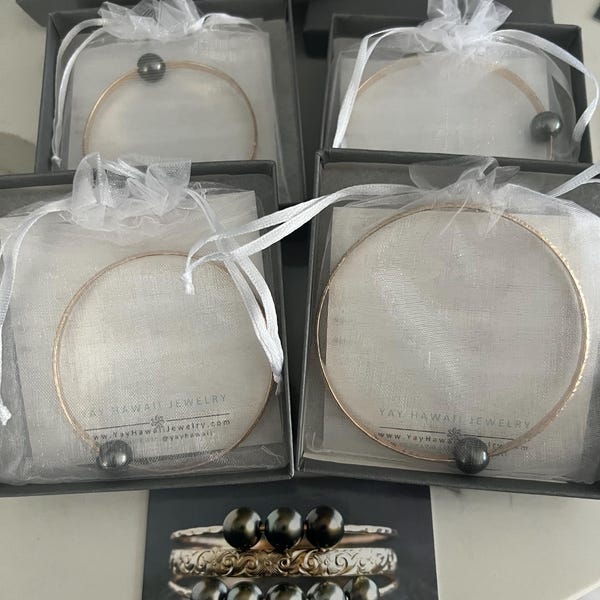 One Miter Shell Bangle Bracelet, Shells, Hawaiian Jewelry, Handmade in ...