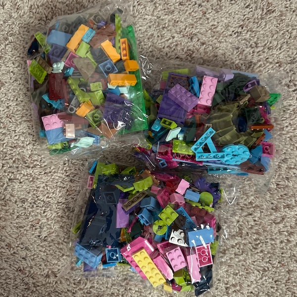 Lego® 2 Minifigures With Accessories Random Assortment Pack, Gift ...