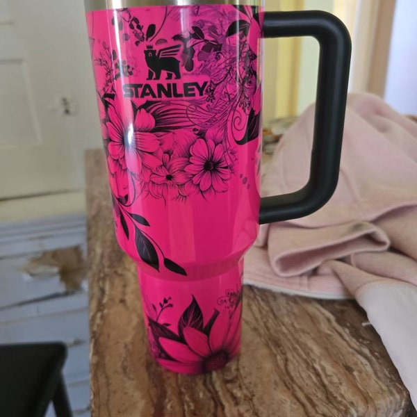 New Stanley 40oz Quencher H2.0 Flint With Hand Painted Pink Daisies - Etsy